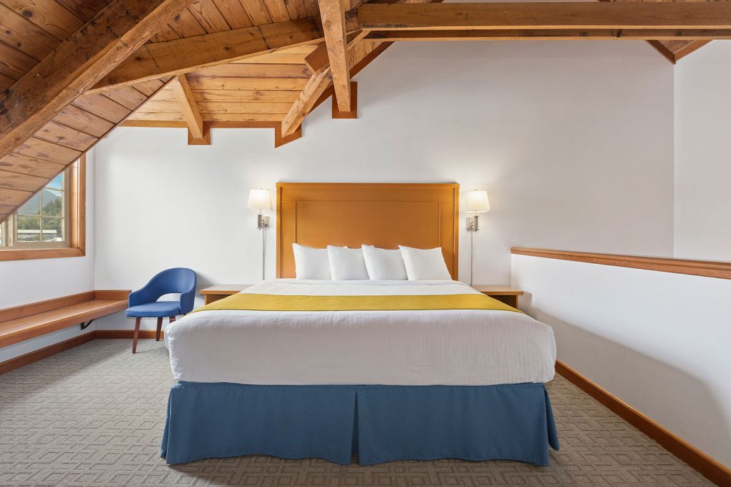 Room Listings - Canadian Princess Lodge & Marine - Ucluelet, British ...